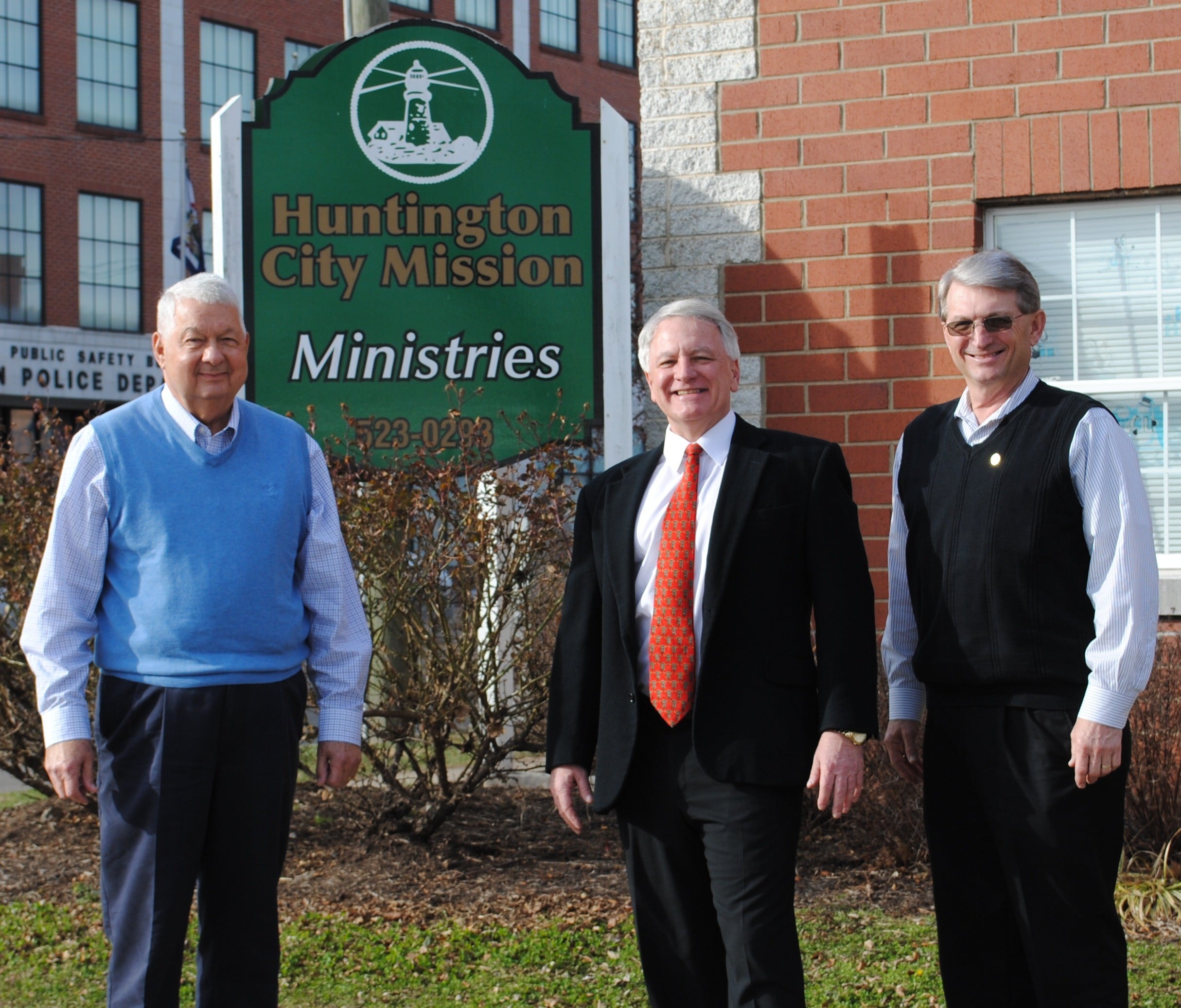 Duffield Assists Huntington City Mission